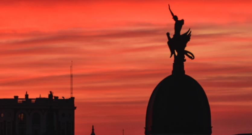 Sunrises and sunsets in Madrid